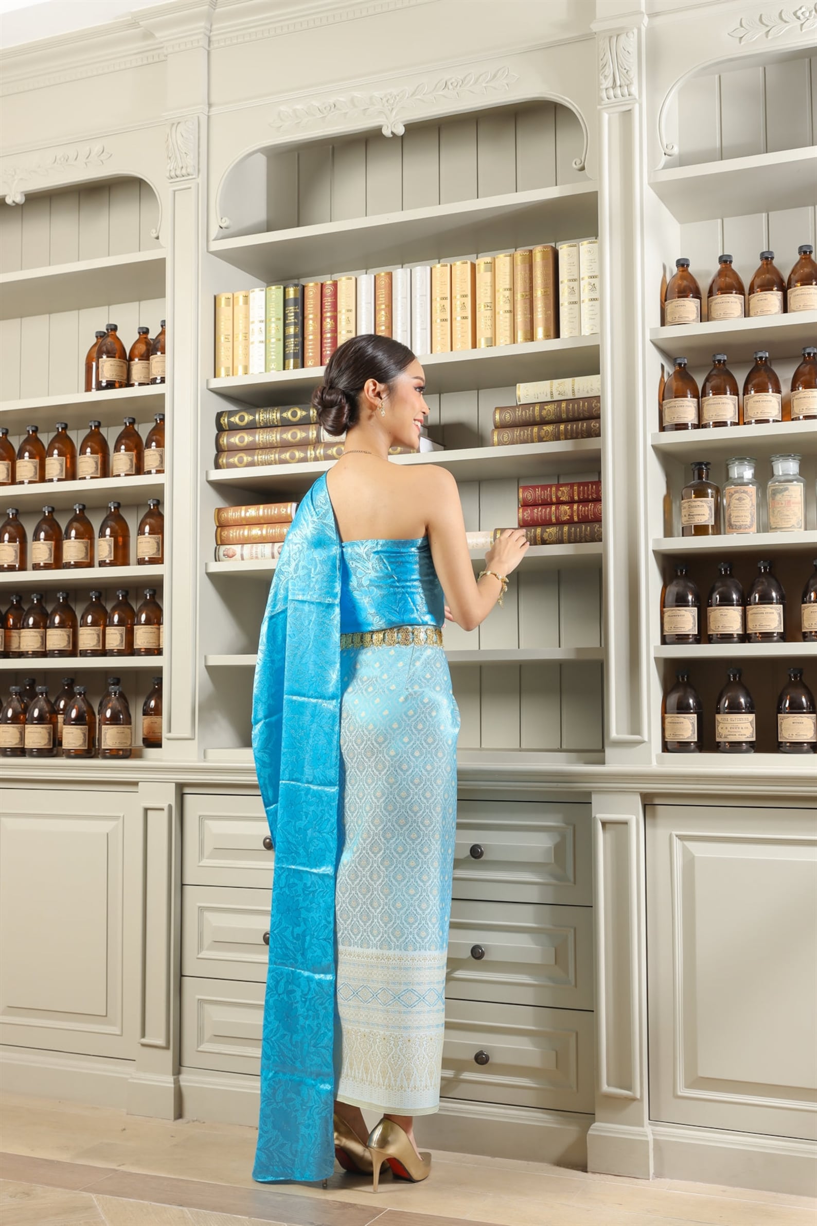 Blue Thai Dress: Traditional Sabai & Sinh Outfit - Etsy