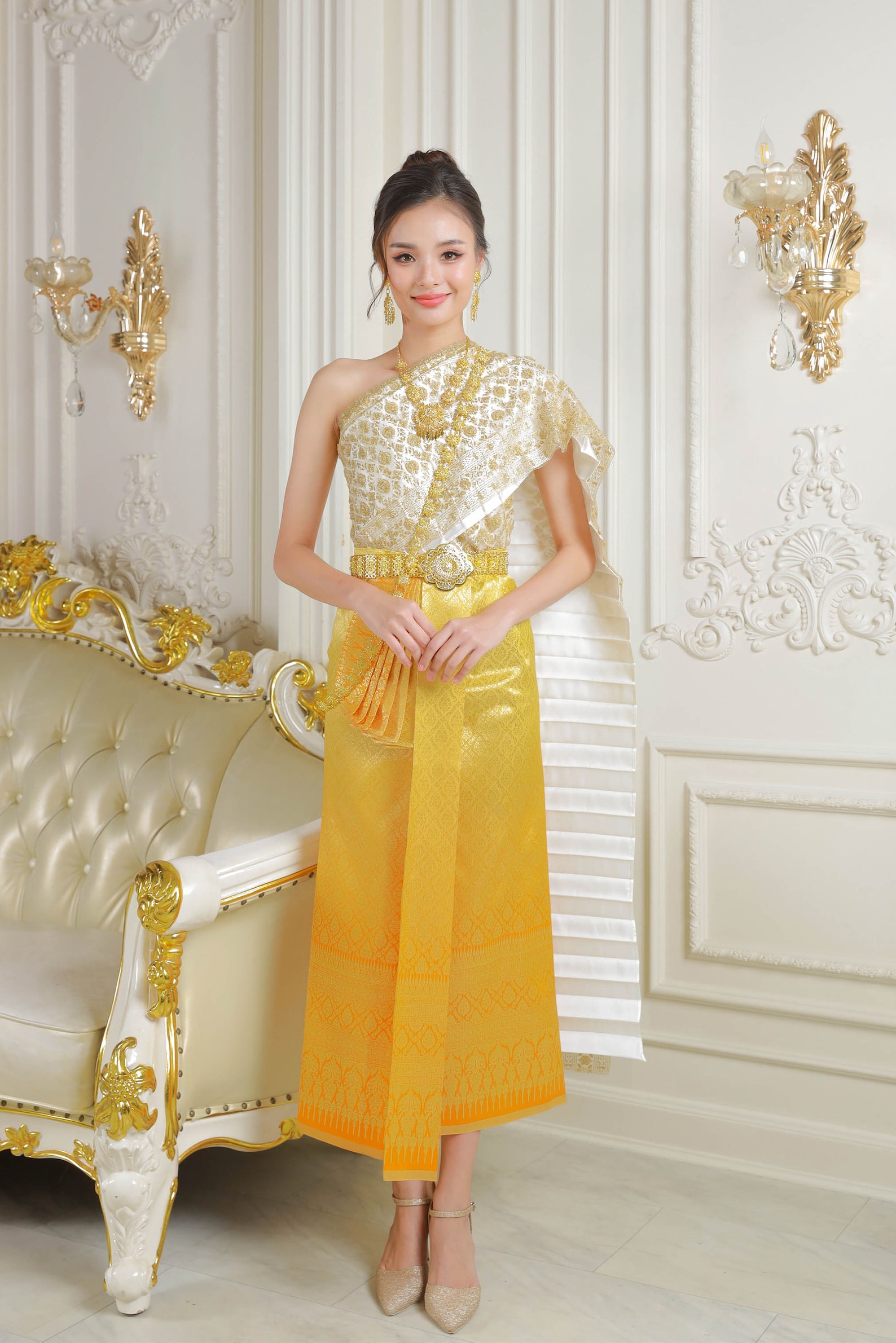 Handmade Thai Dress: Traditional Sabai & Sinh Outfit - Etsy