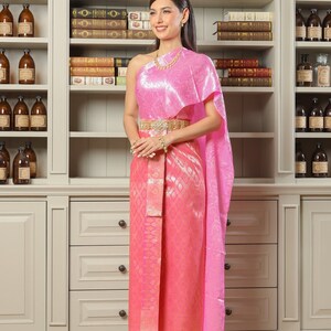 Thailand Dress. Sabai & Sinh. High-quality Traditional Thai Clothing ...