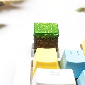 Grass Block Keycap, Minecraft Ore Inspired Artisan Backlit Keycap ...