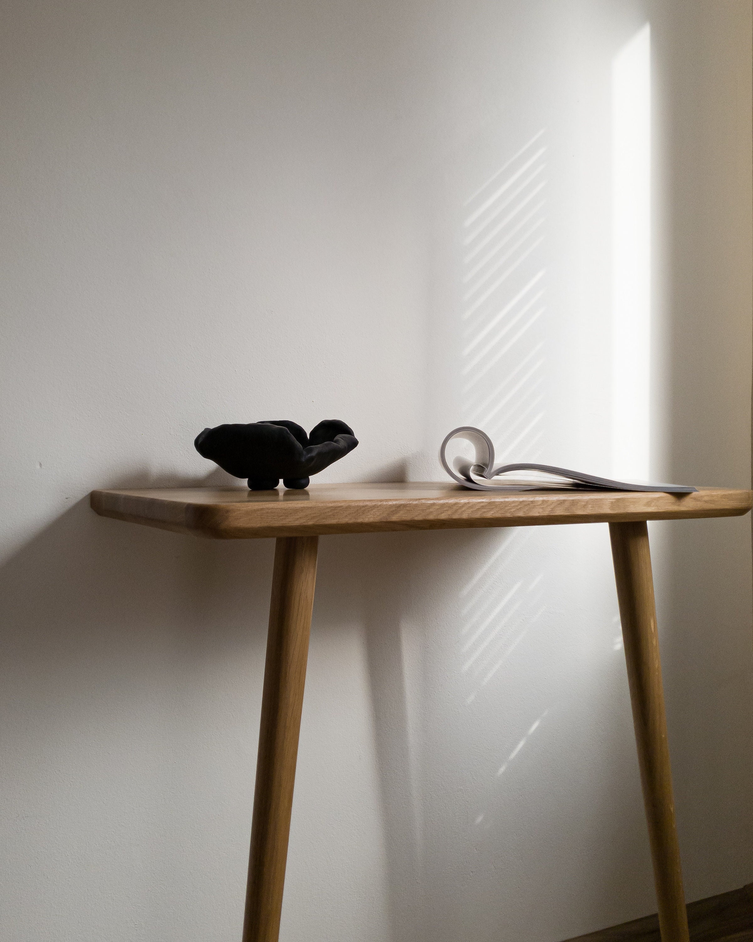 Georg console table store