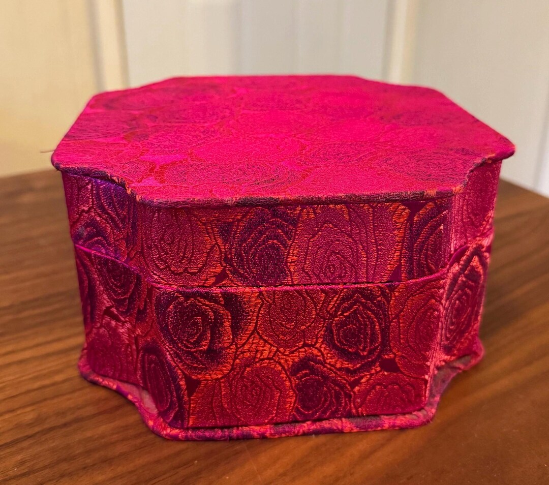 Mod Pink Iridescent Flower Power Fabric Covered Cardboard Jewelry ...