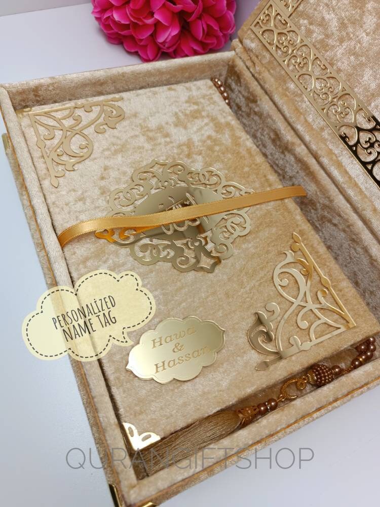 English Arabic Quran, Quran Gift Set, Quran With Velvet Box and Tasbih ...