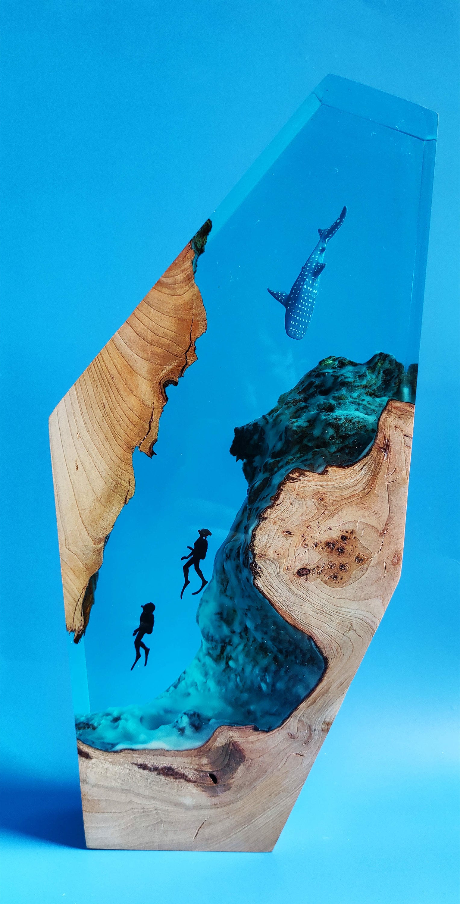Deep Sea Resin Lamp, Dive With Whale Desk Lamp, Wood Resin Lamp, Epoxy ...