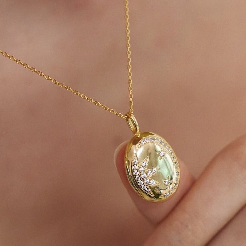 Moon Locket - Etsy