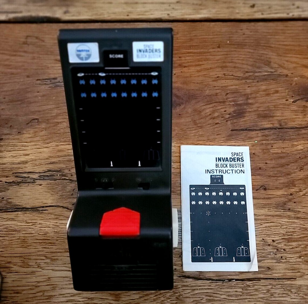 Vintage Ramtex Blockbuster Space Invaders Electronic Handheld Game ...