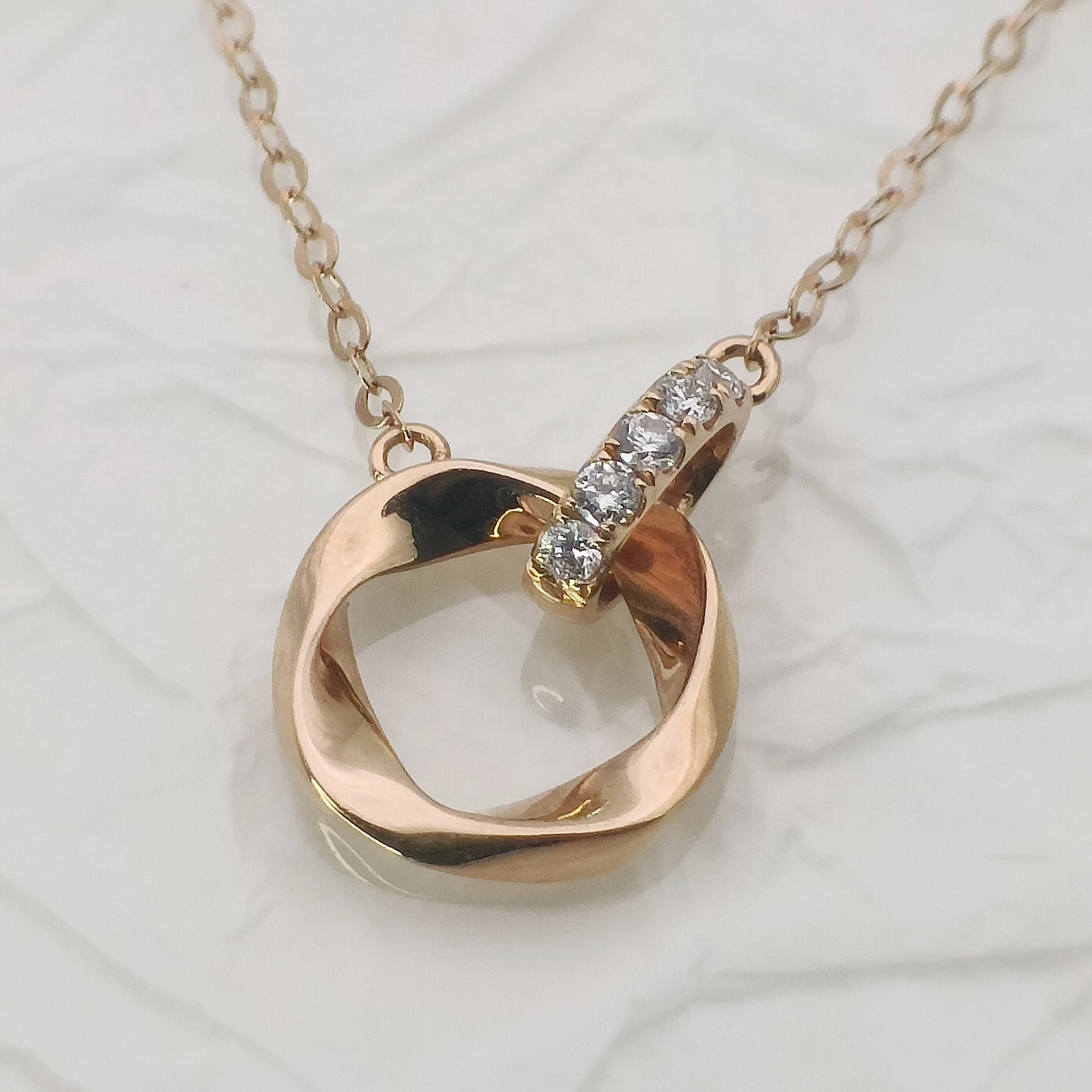 18K Solid Gold Diamond Interlocking Double Ring Necklace/ 18K Double ...