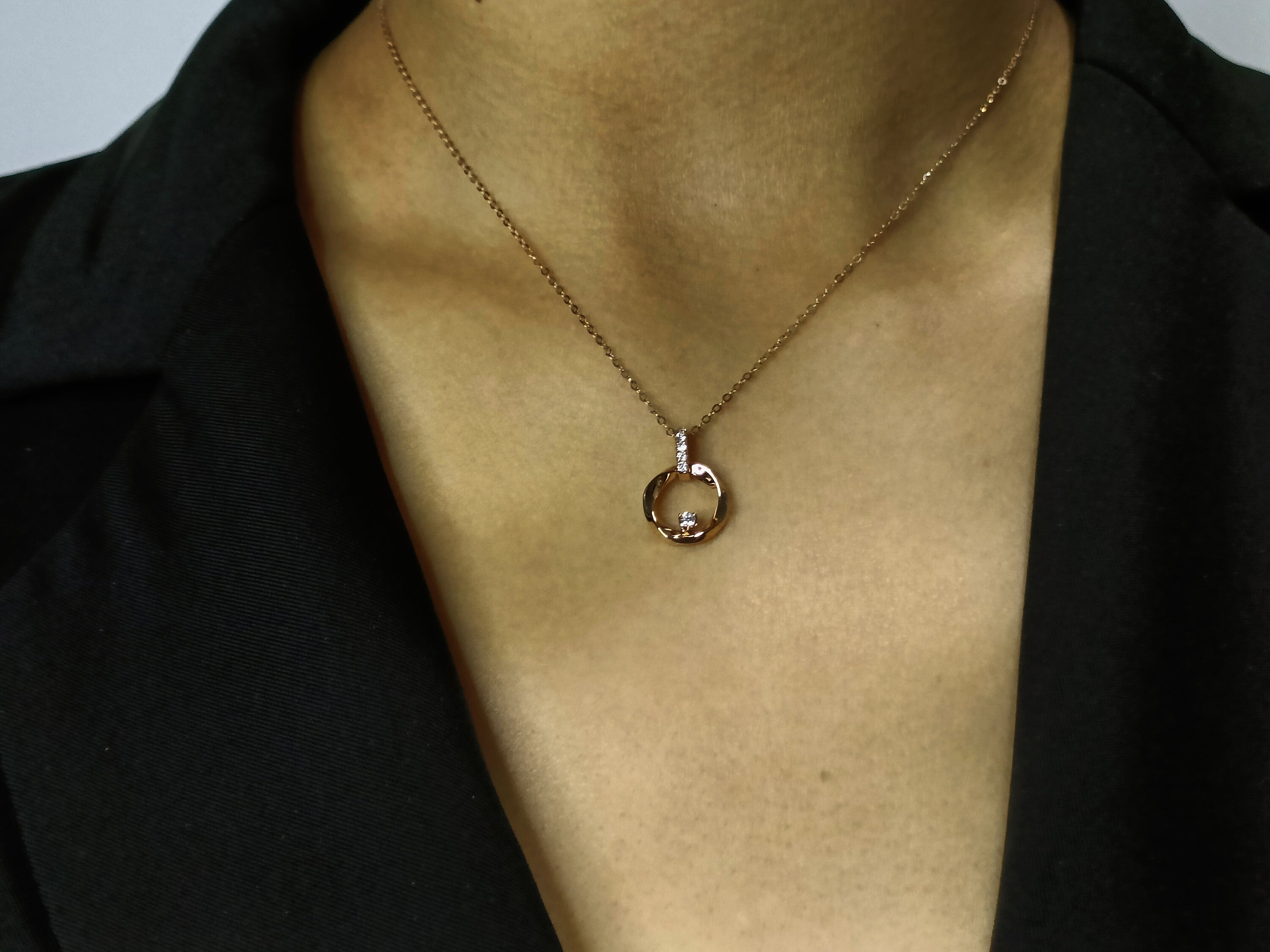 18K Gold Diamond Interlocking Double Ring Necklace/ 18K Double Ring ...