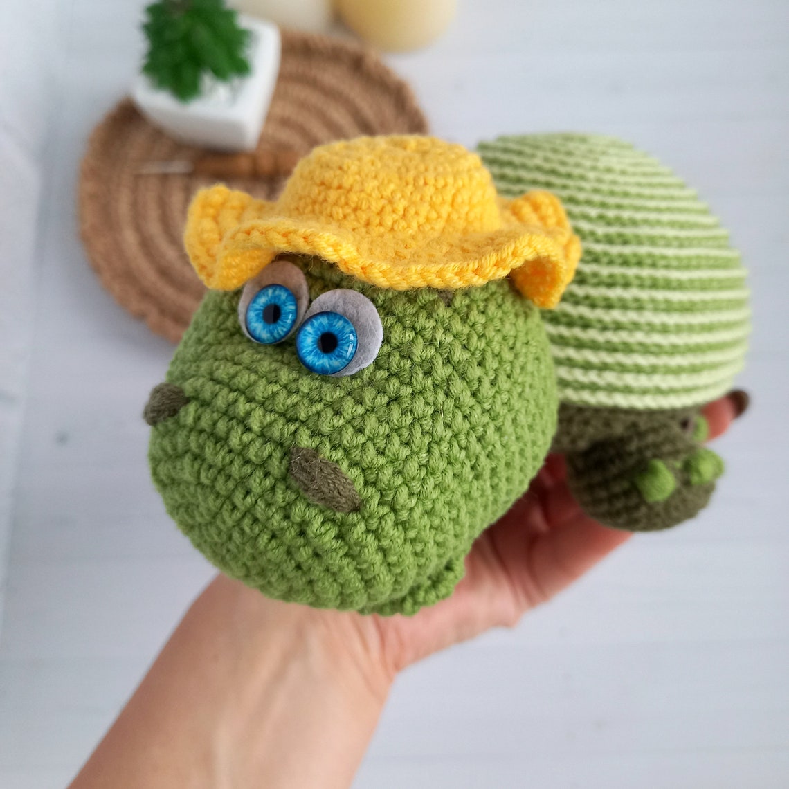 English Crochet Pattern Amigurumi Little Turtle - Etsy
