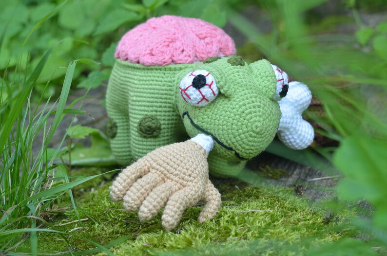 Zombie Turtle Halloween Crochet Pattern English PDF Pattern - Etsy