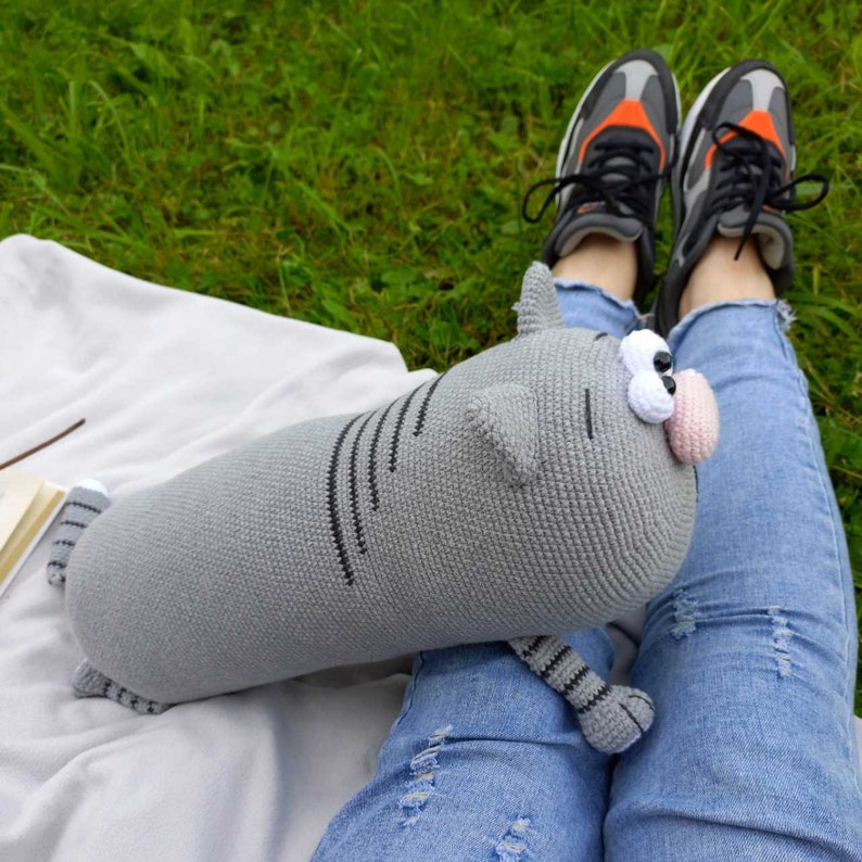 Crochet Pattern Pillow-roller Lazy Cat - Etsy