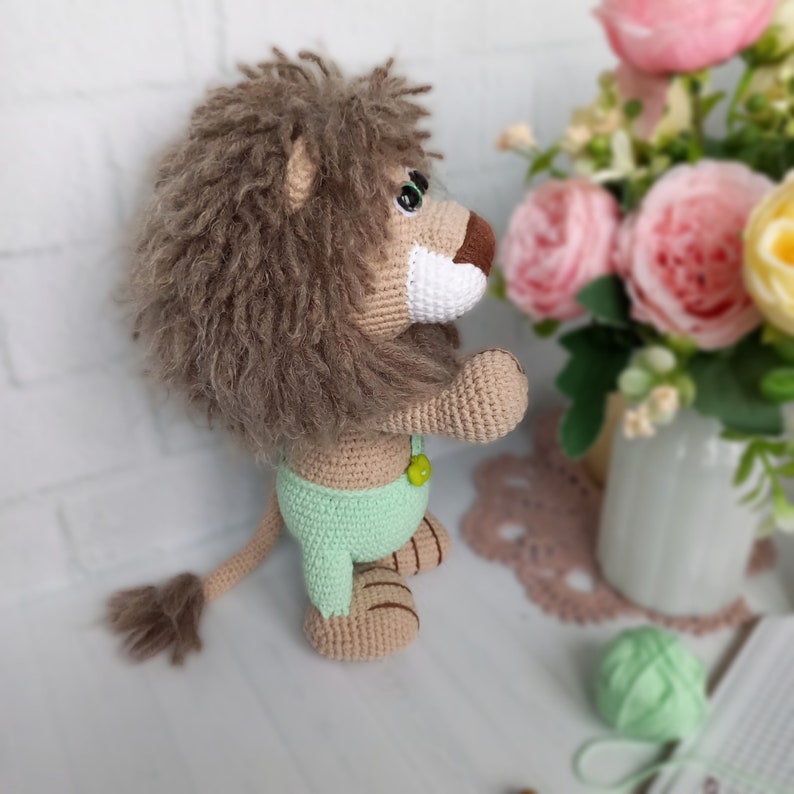 English Crochet Pattern Lion - Etsy