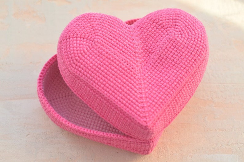 Heart Shaped Box Crochet Pattern Valentine's Day - Etsy