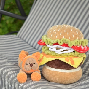 Burger Pattern Crochet, Big Plush Burger, Decorative Pillow Toy "catburger", Amigurumi Crochet ...