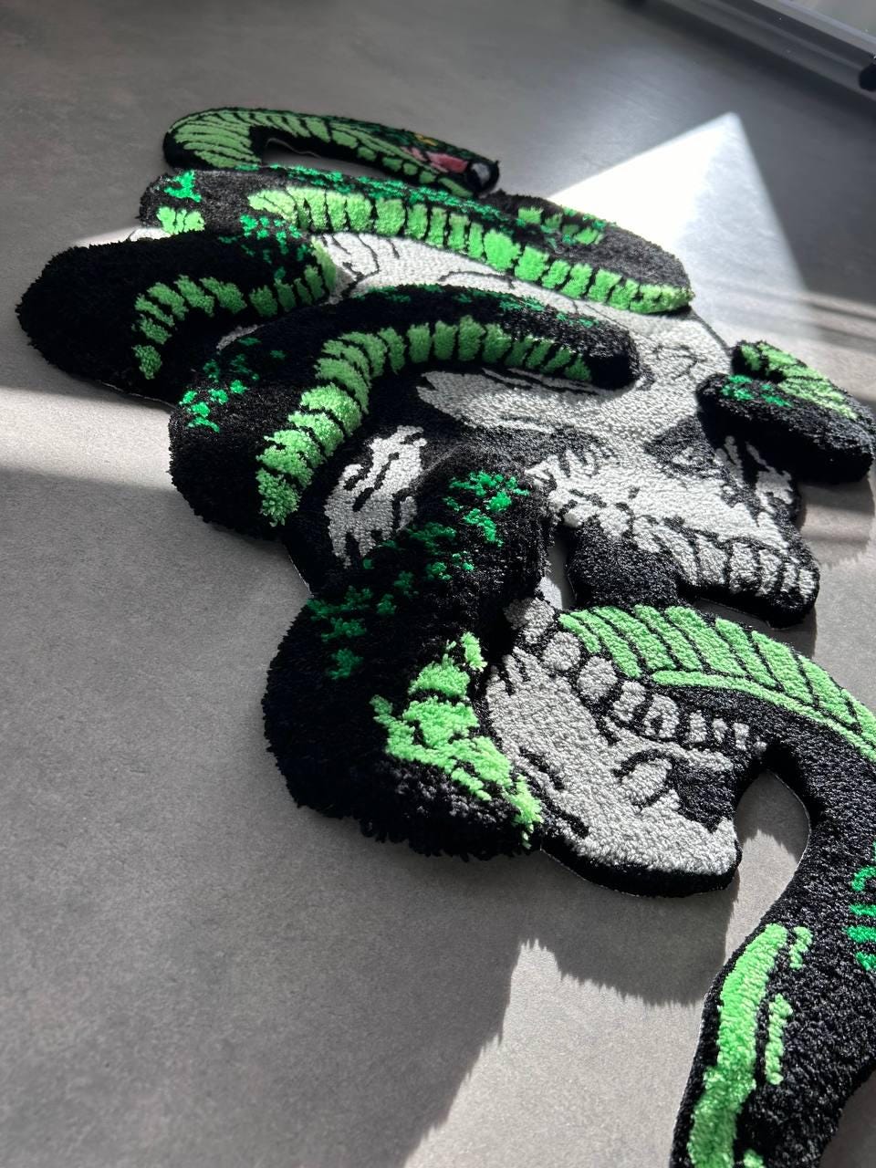 Snake and Skull Rug, Skeleton Rug, Skull Shape Handmade Rug, Tufted Rug ...