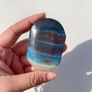 1PC Handmade Trolleite Crystal Palm Stone Natural Blue, Essential for ...