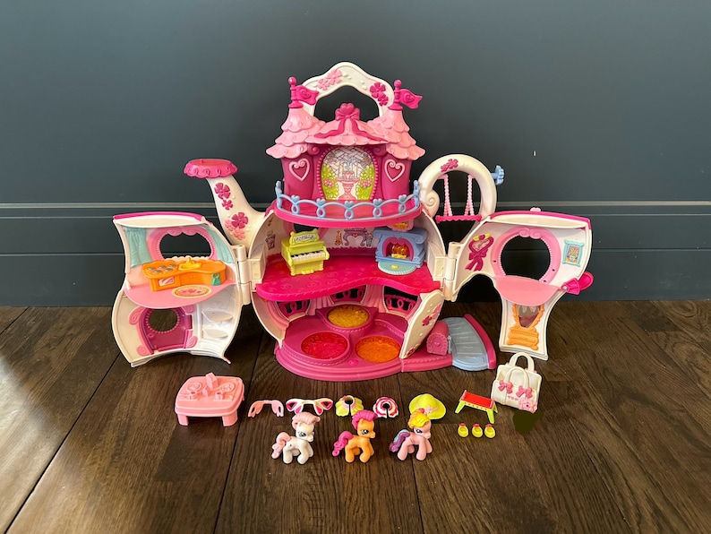 My Little Pony Ponyville Teapot Palace - Etsy