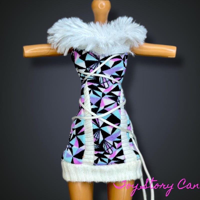 Abbey Bominable Cosplay - Etsy