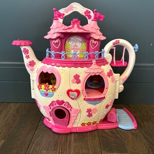 My Little Pony Ponyville Teapot Palace - Etsy