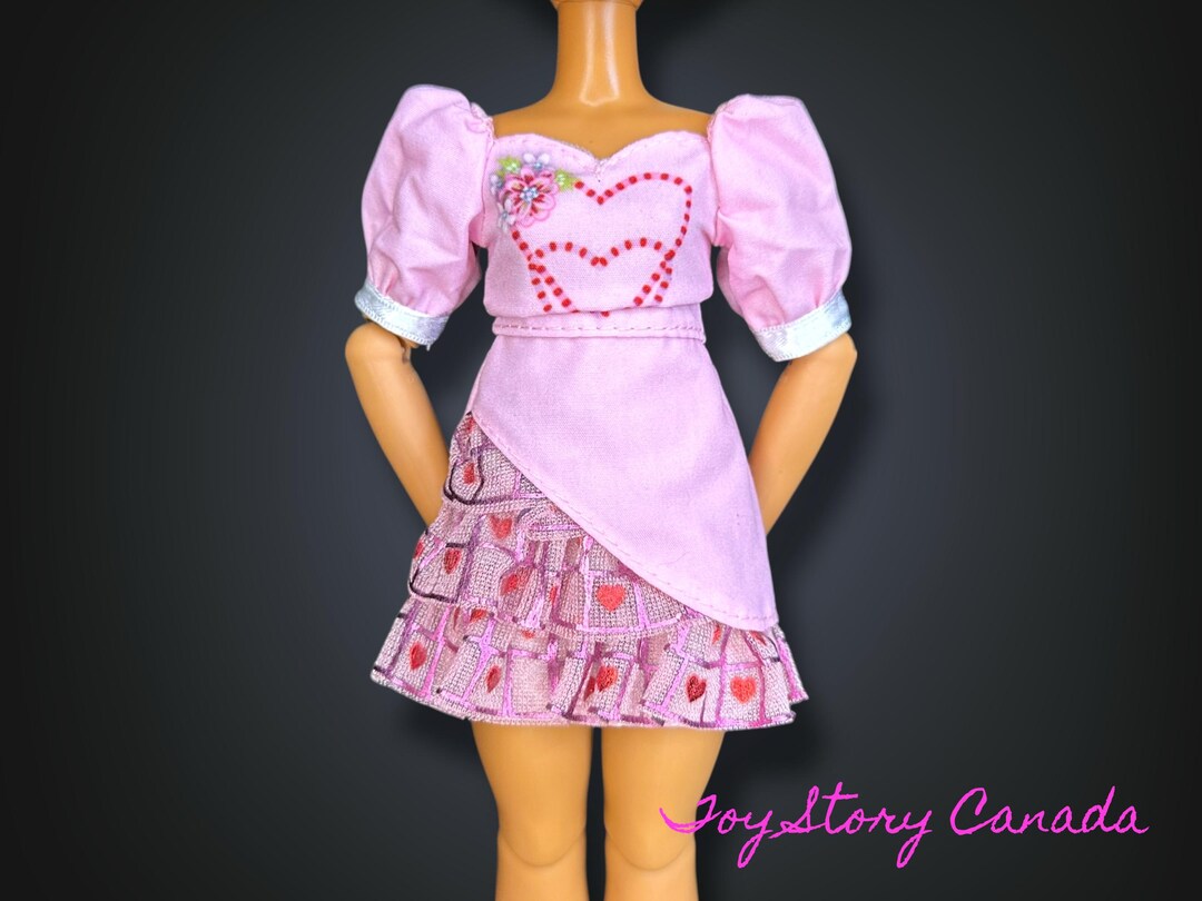 Disney Descendants ~ Bridget, the Rise of Red ~ Pink Heart Dress - Etsy UK