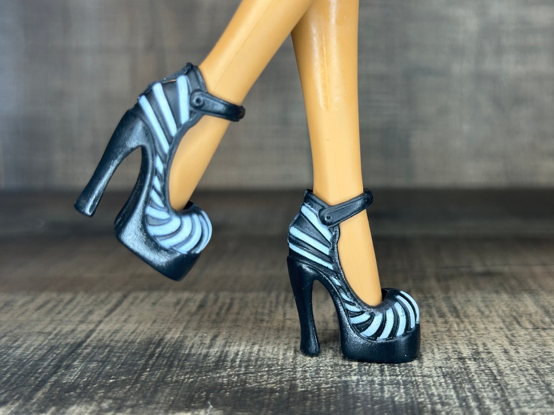 Frankie Stein ~ Signature 1st Wave OR Creeproduction ~ Shoes - Etsy