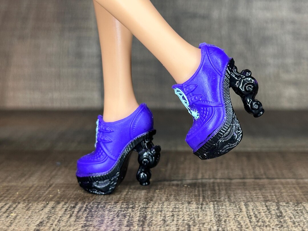 Twyla Boogeyman ~ Signature 1st Wave, 13 Wishes ~ Purple Shoes - Etsy