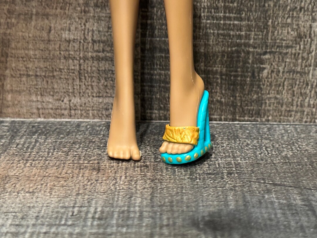 Cleo De Nile ~ Classroom ~ Left Shoe - Etsy