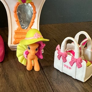 My Little Pony Ponyville Teapot Palace - Etsy