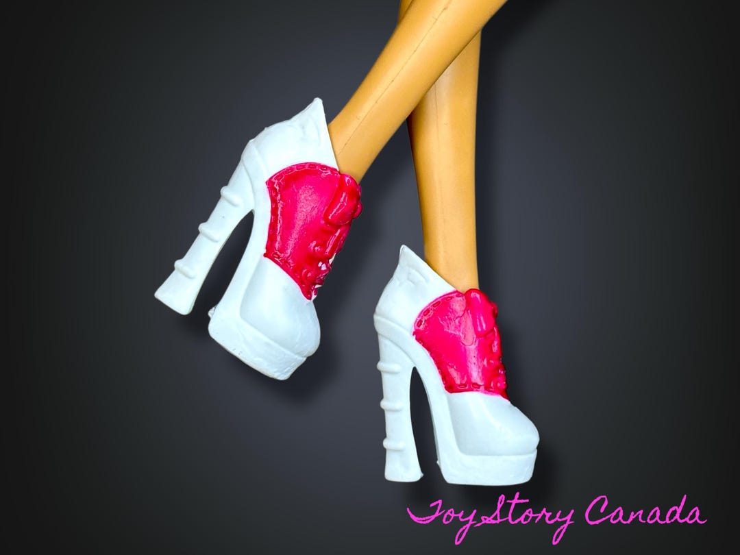 Draculaura ~ Die-ner ~ White Pink Bow Shoes - Etsy