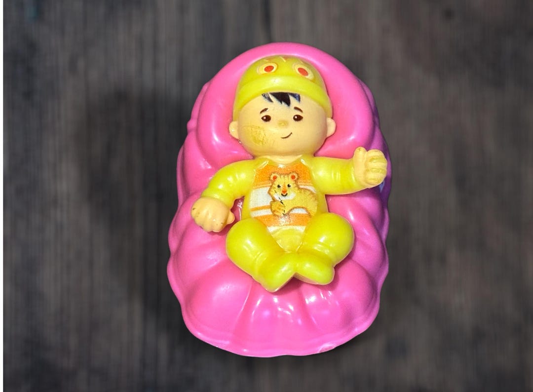 Fisher Price Little People ~ Big Helpers Family ~ Asian Baby, ME - Etsy