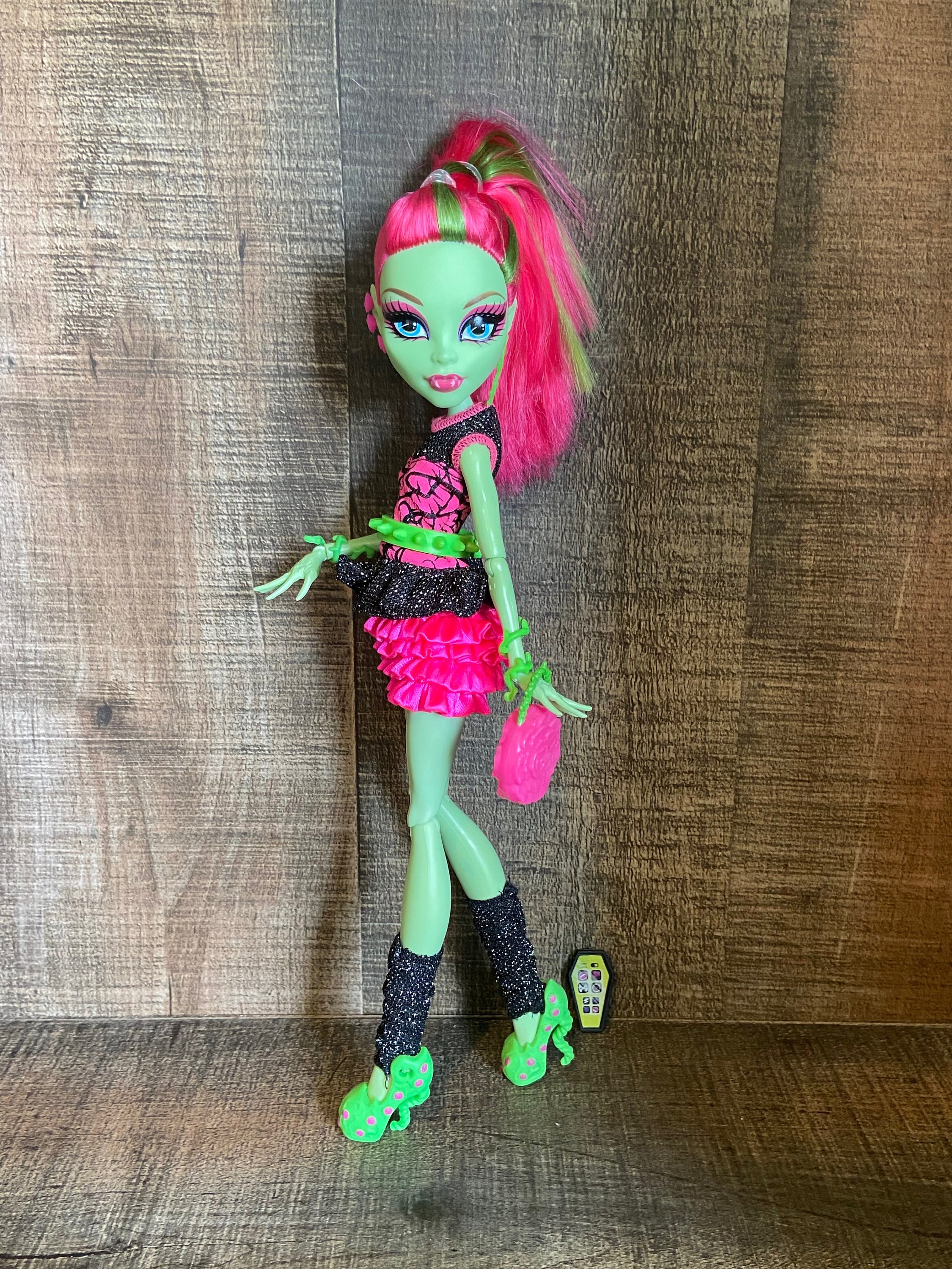 Venus Mcflytrap Ghouls Night Out