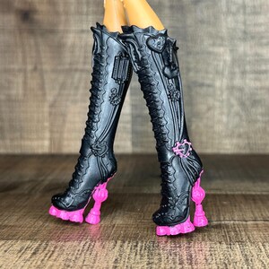 Dracubecca Freaky Fusion Boots - Etsy
