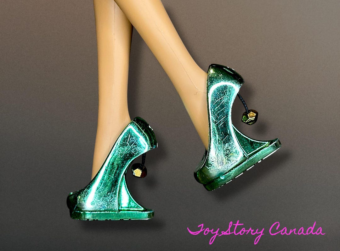 Cleo De Nile ~ Dawn of the Dance ~ Metallic Green Shoes - Etsy