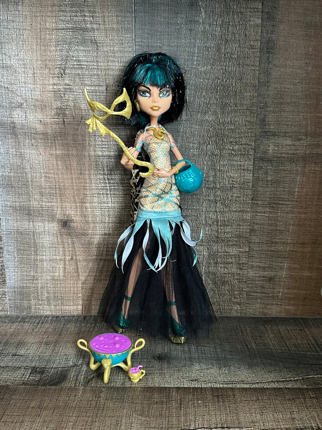 Cleo De Nile ~ Ghouls Rule ~ Monster High Doll (no Glue Seepage) - Etsy