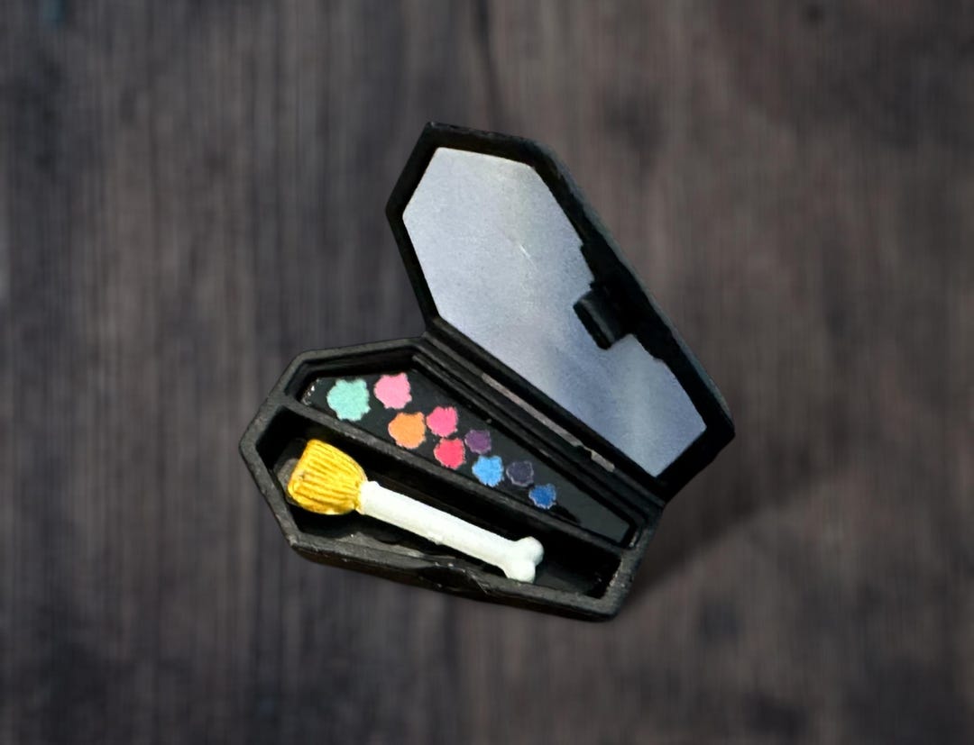 Clawdeen Dead Tired Room to Howl Bunk Bed Playset Compact Makeup ...