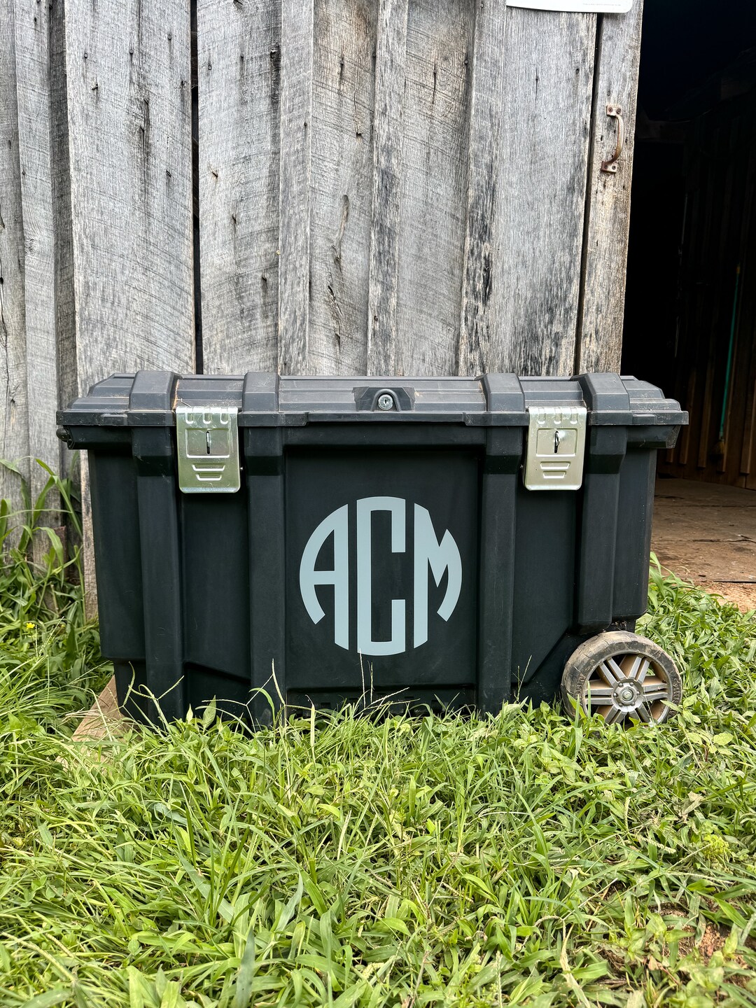 Tack Trunk Monogram: Circular Horse/equestrian Monogram husky Trunk - Etsy