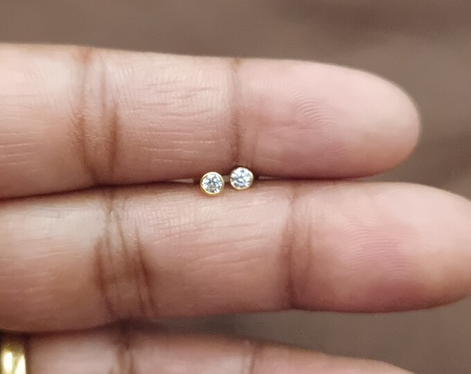 22k Solid Gold Small Ear Studs / Round Earrings Perfect for Kids, Gold ...