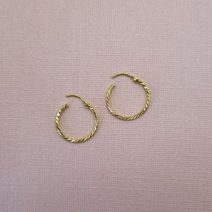 22k Solid Gold Hoop Earrings / Ballies - Etsy