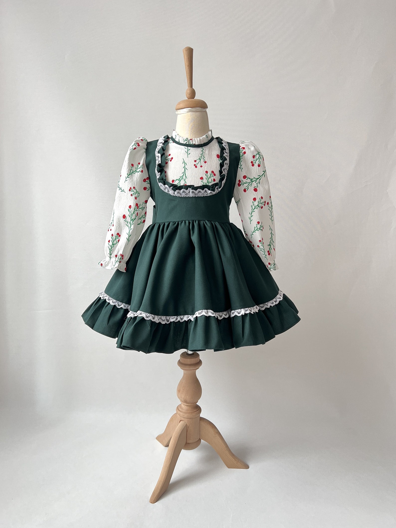 Girl's Christmas Green Dress Holly Detailed Xmas Look - Etsy UK