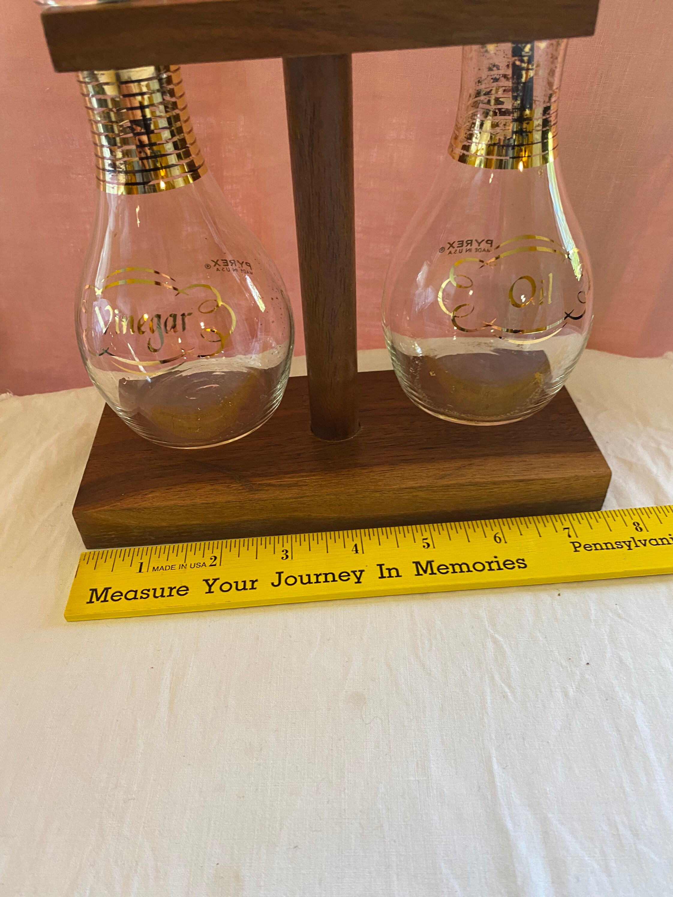 1960s Pyrex Oil and Vinegar Cruet Set on a Teak Wood Carrier. - Etsy
