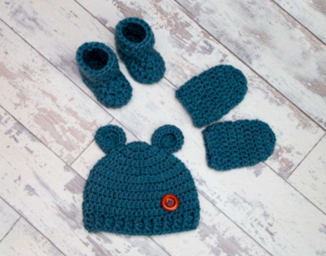 Crochet Pattern for Newborn Baby Bear Beanie Hat and Booties Set ...