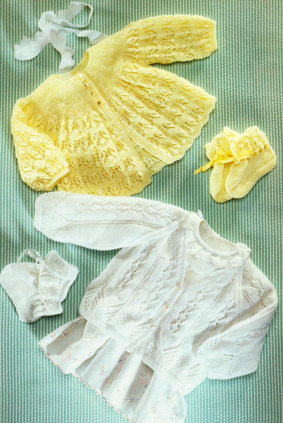 3 Ply Baby Cardigan and Booties Knitting Pattern - Etsy Canada
