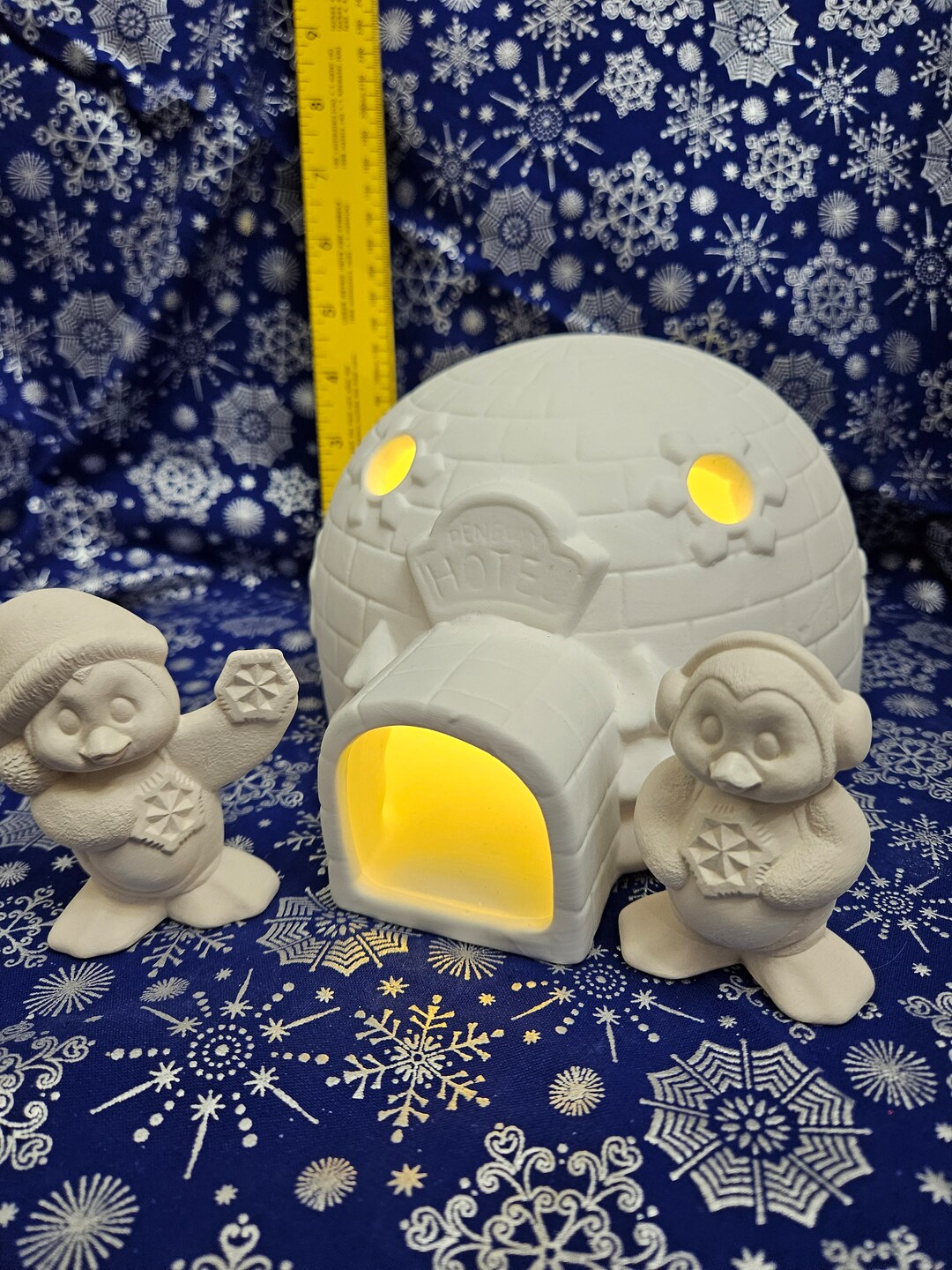 FREE USA Shipping! " Cute Igloo Light-up W/ 2 Baby Penguins "! U Paint ...