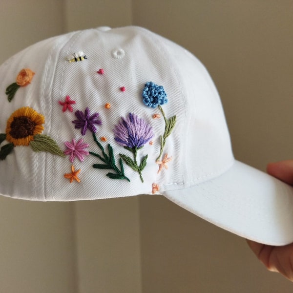 Hand Embroidered Letter Hat , Custom Monogram Cap ,floral Letter Hat ...