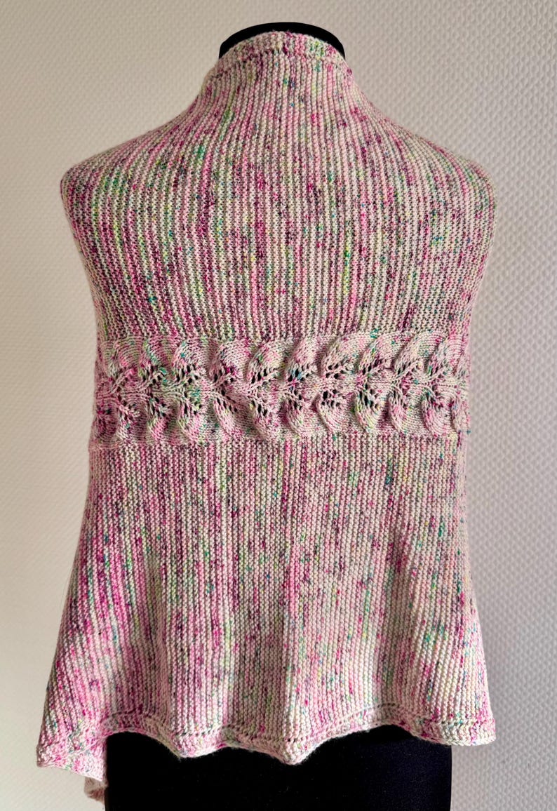Knitted Scarf Pattern, Ajour Leaf Design (PDF Pattern) - Etsy