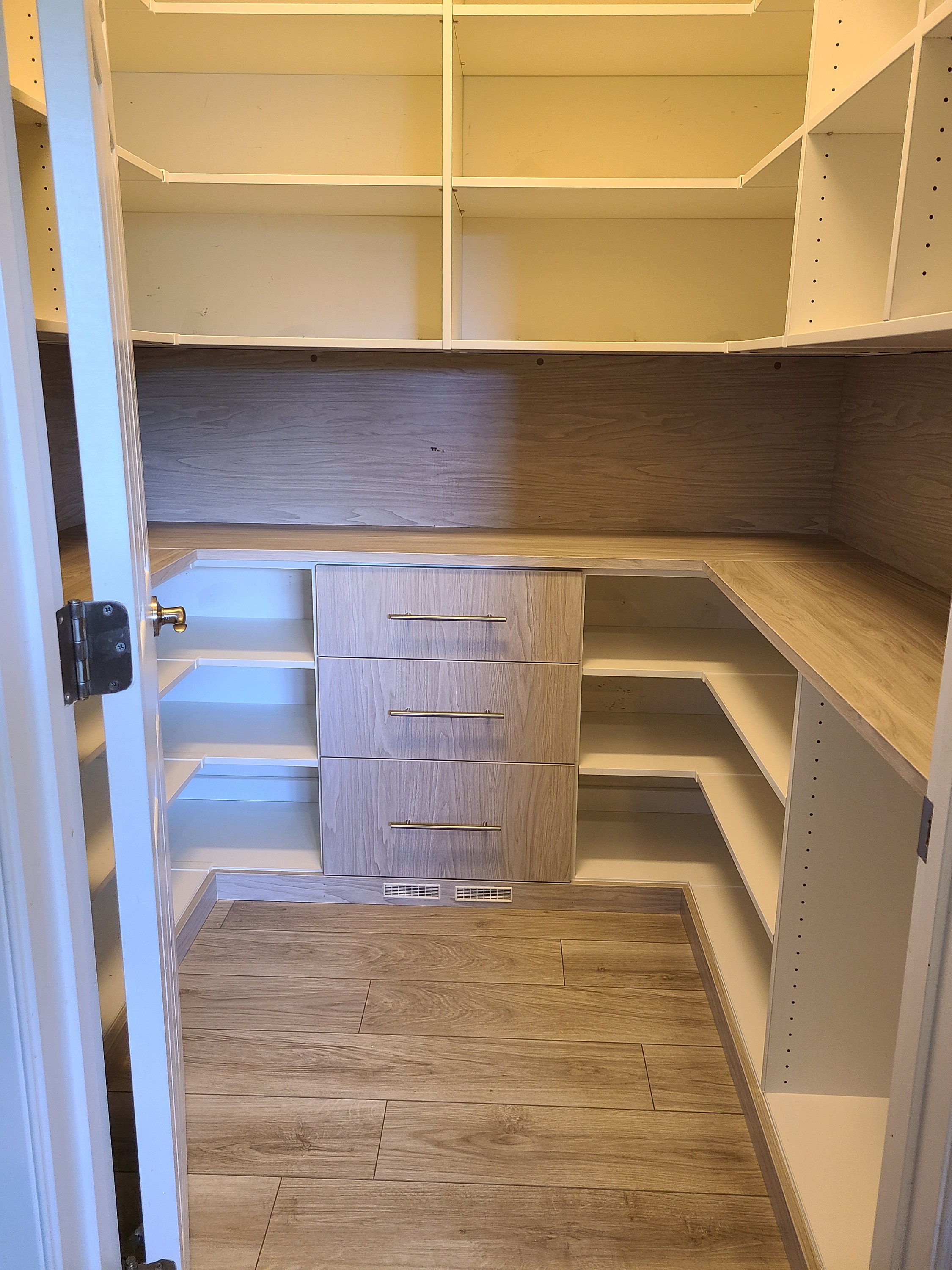 Detail Blueprint for a Pantry + 3D Drawings + FREE Consultation With ...