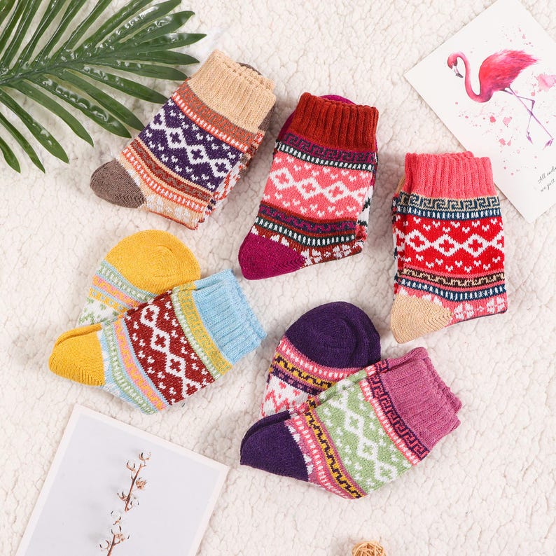 5 Pairs Nordic Winter Soft Warm Wool Ethnic Style Socks, Women's Winter ...