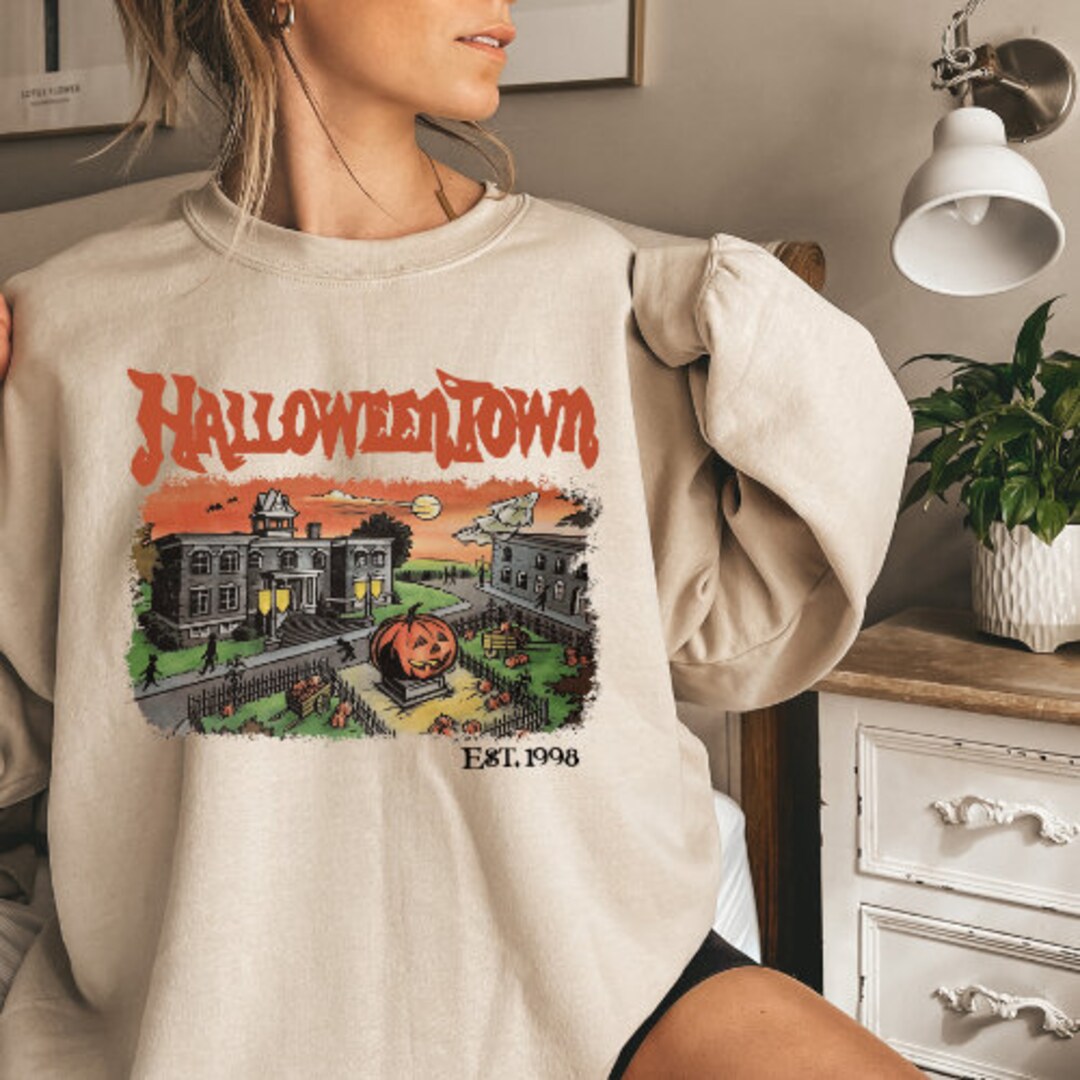 Halloweentown, Disney, 1998, Halloween Party Crewneck Sweatshirt, Fall ...