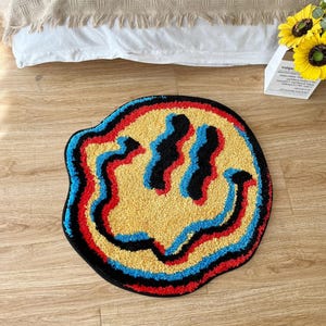 Trippy Smiling Rug, Unique Handmade Rug, Ideal Friend Gift, Bedroom Rug ...