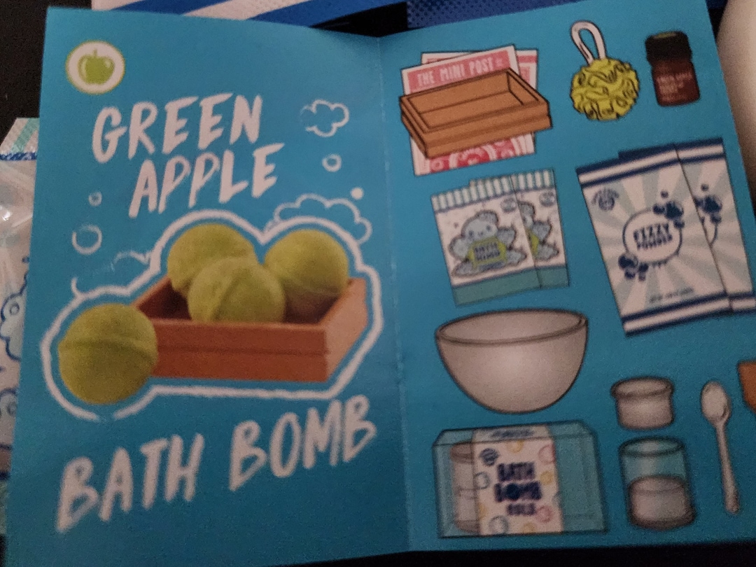 Miniverse Make It Mini SPA Set. Green Apple Bath Bomb Set. Please Let ...